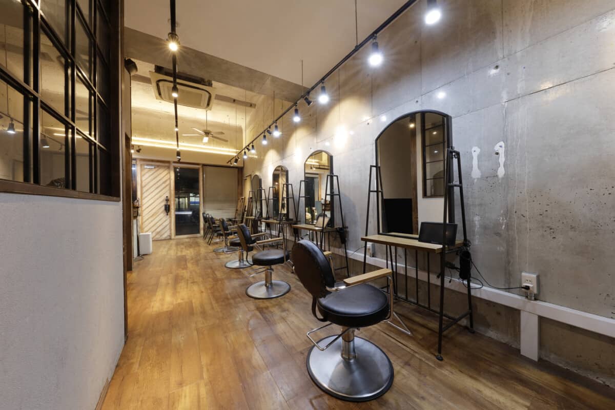 La fith hair swag 枚方店の美容師求人 ｜アシスタント募集中 | 美容室